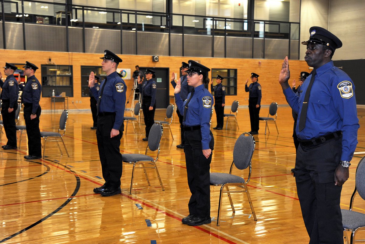 Félicitations aux diplômés de la 12e promotion des constables spéciaux ...